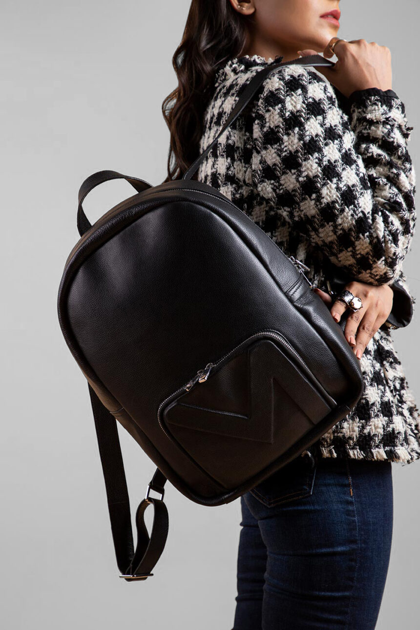 MODEVA: Black Leather Backpack for Gen Z